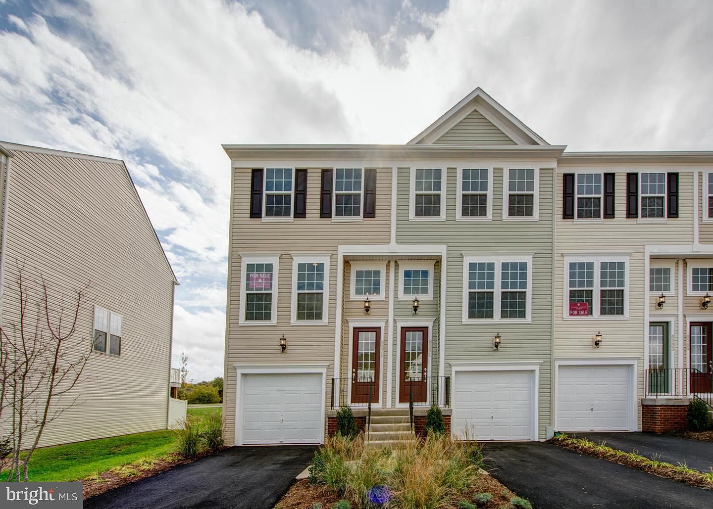 8381 Scotland Loop, Manassas, VA 20109 | Zillow