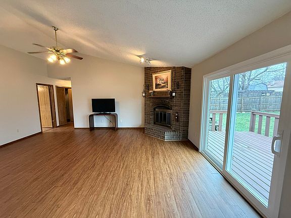 1419 W Whiteside Street, Springfield, MO 65807 | Zillow