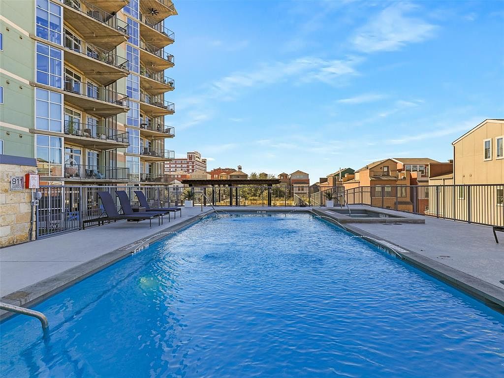 1001 Belleview St, Dallas, TX 75215 | Zillow