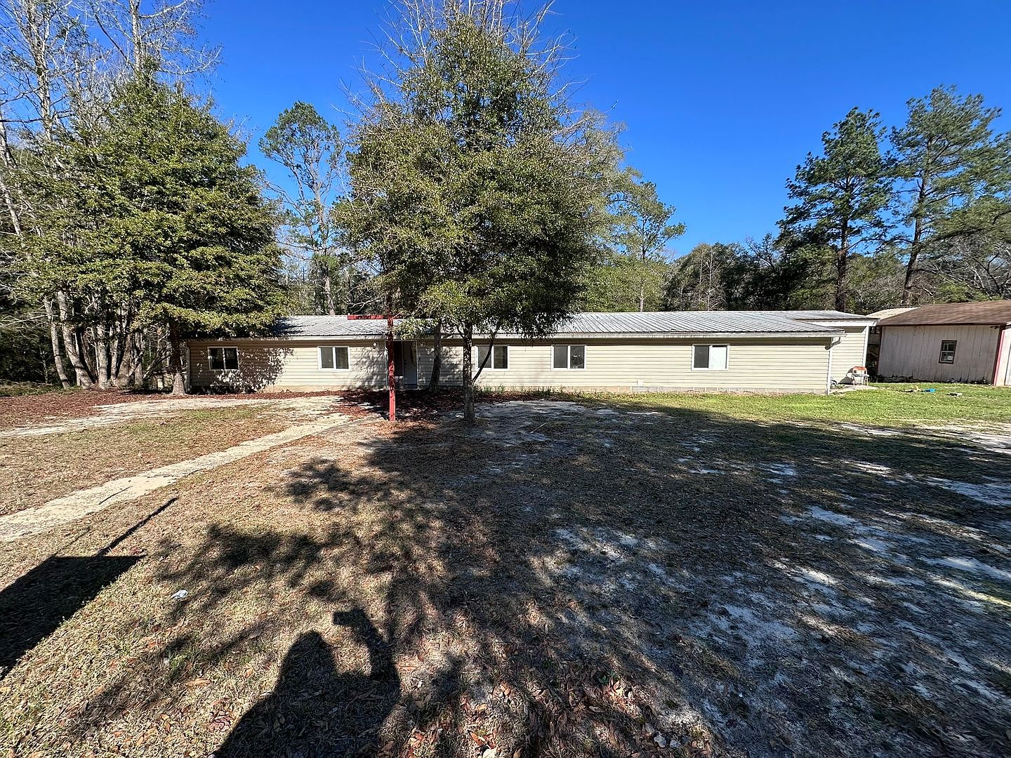 10 Vita St, Daleville, AL 36322 | Zillow