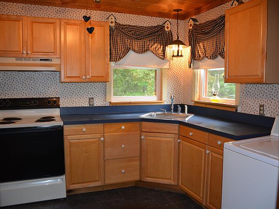 895 Beamer Dr, Sutton, WV 26601 | MLS #10146119 | Zillow