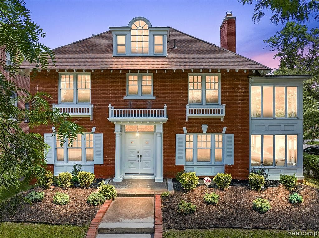 2081 Chicago Blvd, Detroit, MI 48206 | Zillow