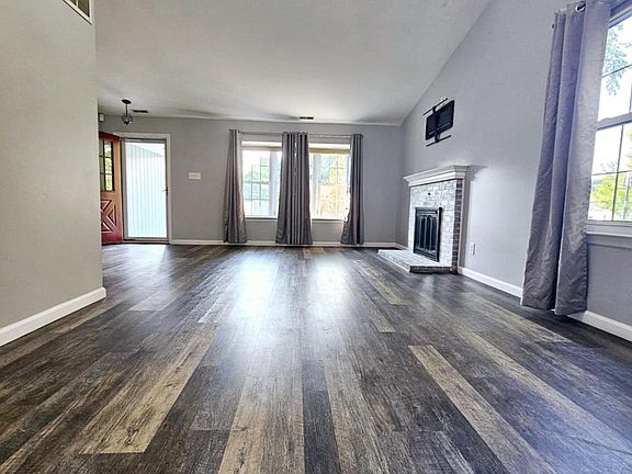 160 Lake Dr, Atco, NJ 08004 | Zillow