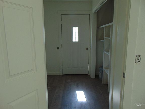 1023 Hawley Loop, Vale, OR 97918 | MLS #98939513 | Zillow