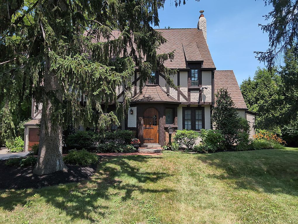 273 Strafford Ave, Strafford, PA 19087 | Zillow