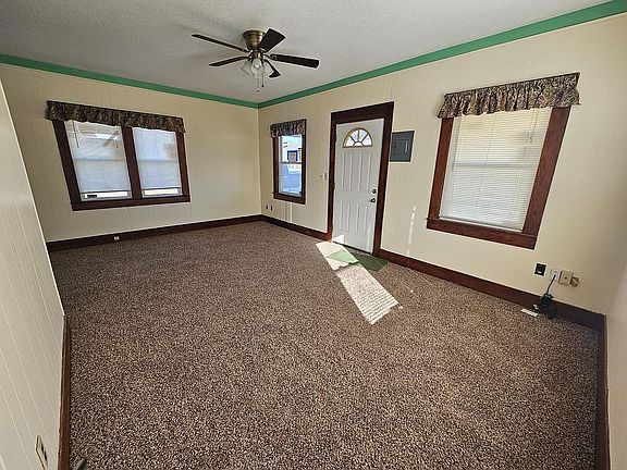 19391 County Road 440, Hopeton, OK 73746 | Zillow