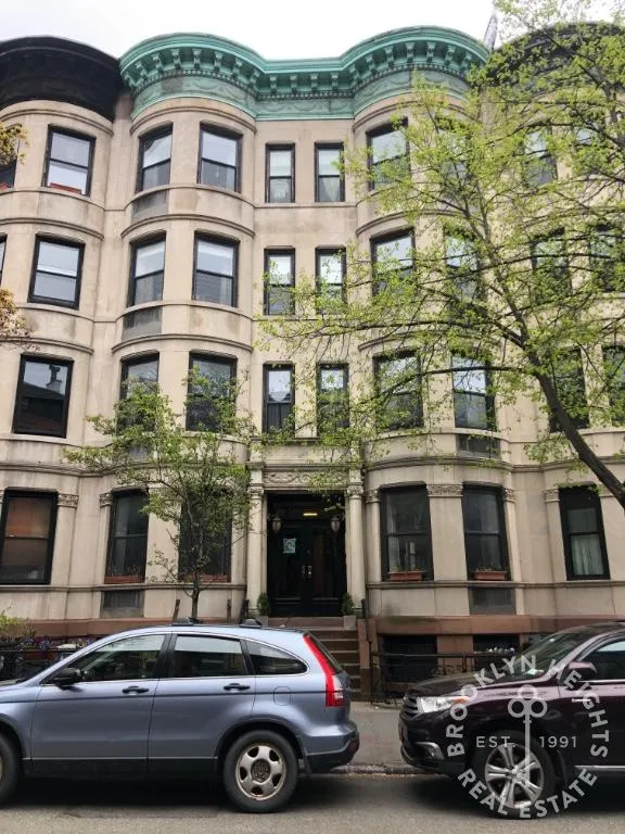 211 Clinton Street #2C in Cobble Hill, Brooklyn | StreetEasy
