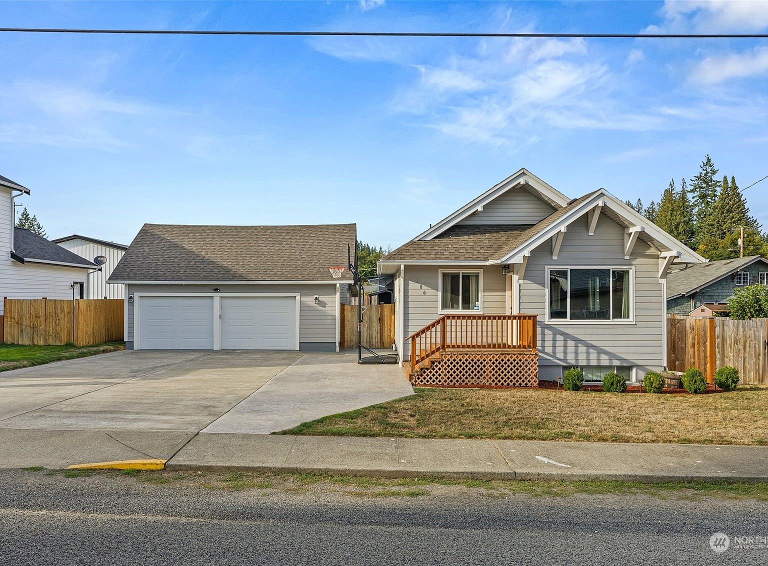 206 NW Washington Street, Winlock, WA 98596 | MLS #2163081 | Zillow