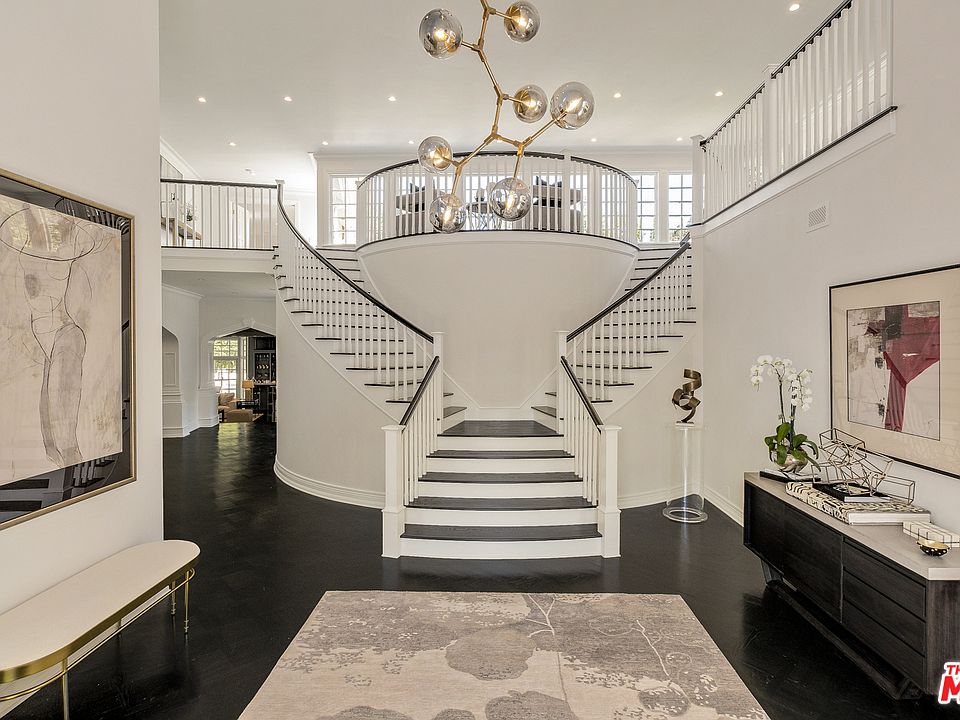 11681 Moraga Ln, Los Angeles, CA 90049 | Zillow
