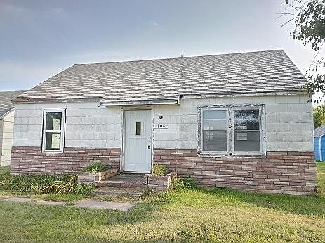 108 8th St, Gorham, KS 67640 | Zillow