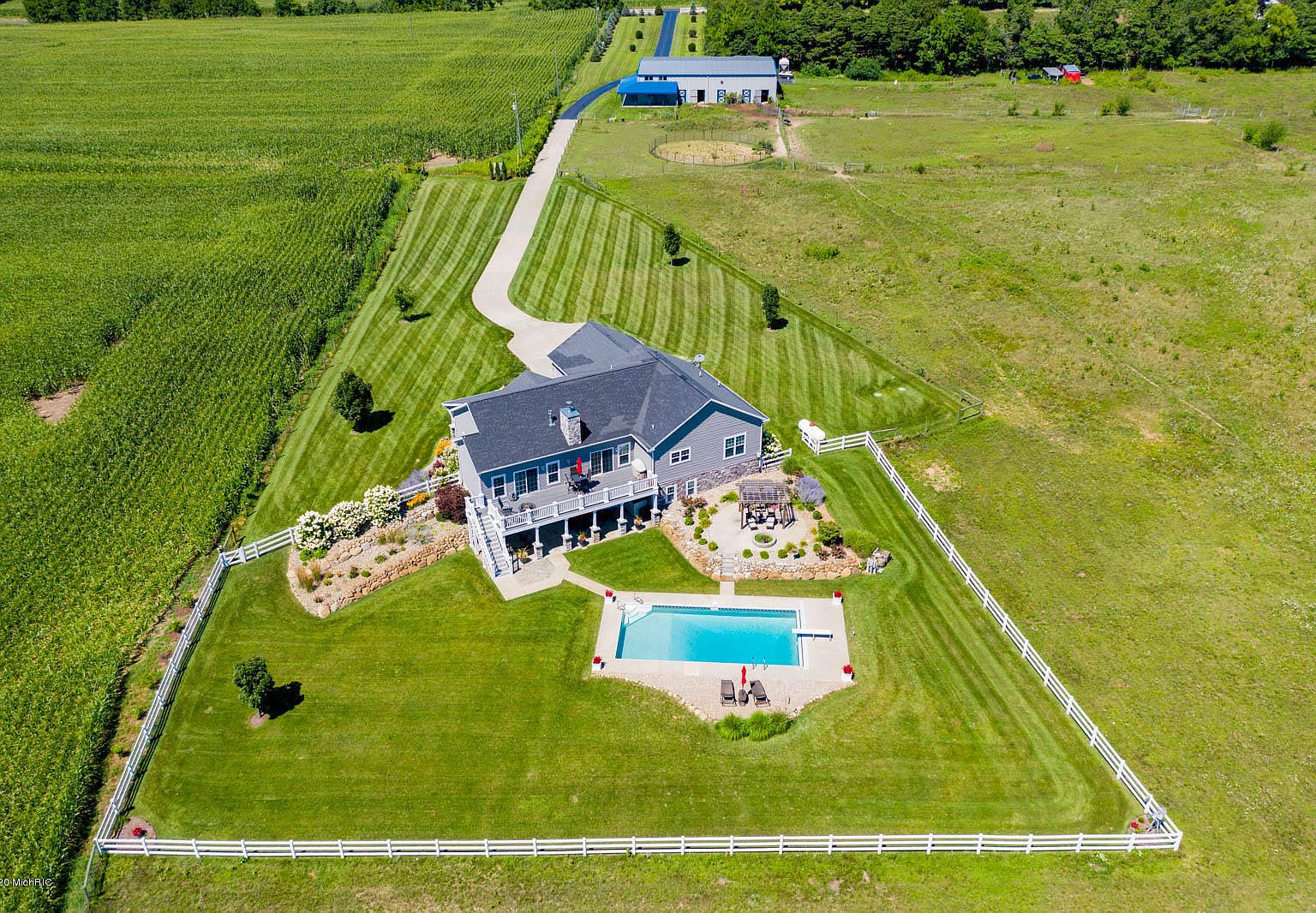 17853 Donnell Lake St, Vandalia, MI 49095 | Zillow