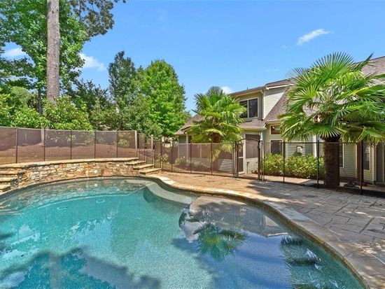 2075 Stone Pointe Dr NW, Kennesaw, GA 30152 | MLS #6916620 | Zillow