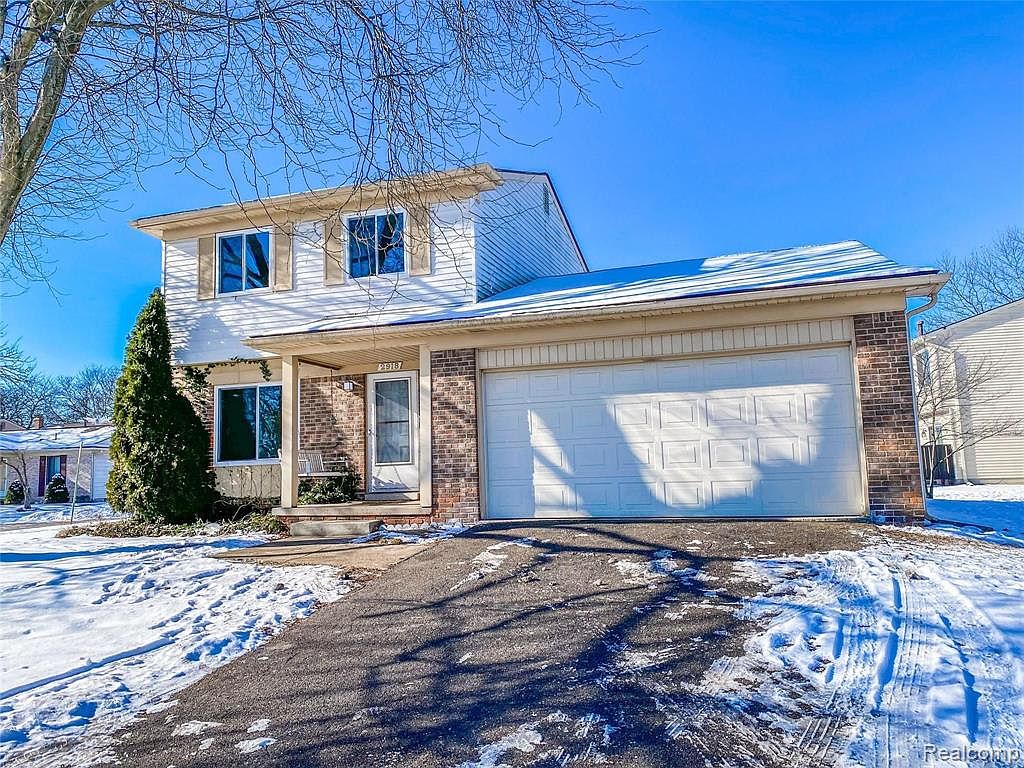 2918 Roundtree Dr, Troy, MI 48083 | Zillow
