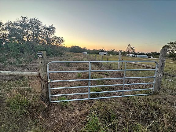 7710 Lake Buffum Rd N, Fort Meade, FL 33841 | MLS #P4933222 | Zillow