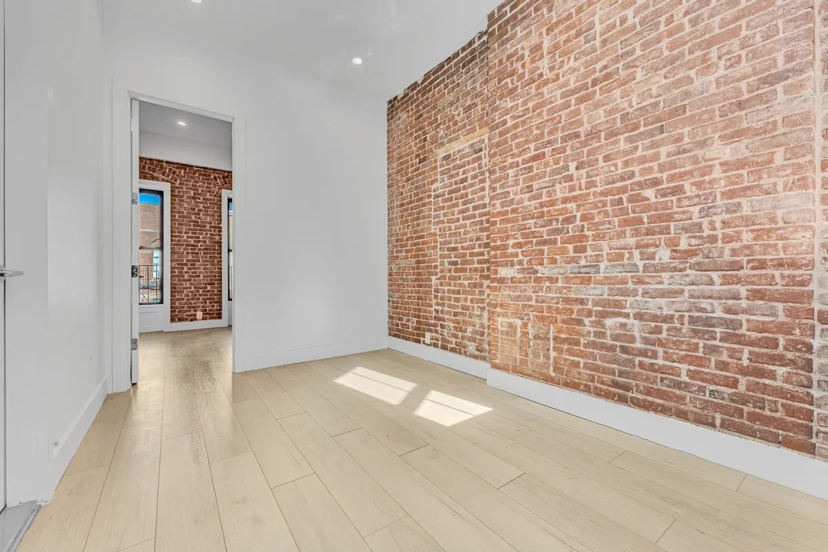 356 West 48th Street #2A in Hell's Kitchen, Manhattan | StreetEasy
