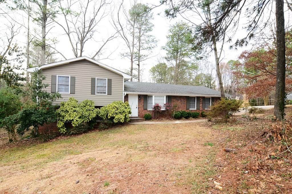 3370 Doyle Ln Sw Marietta Ga 30060 Zillow