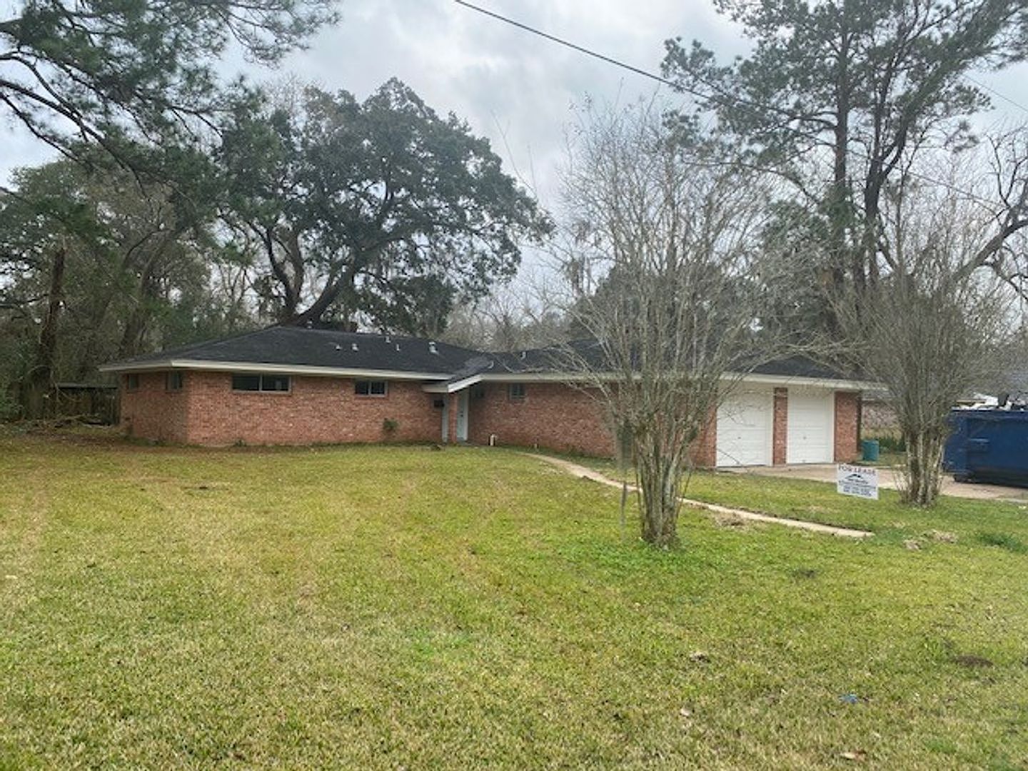 1102 Avenue C, Sweeny, TX 77480 | Zillow
