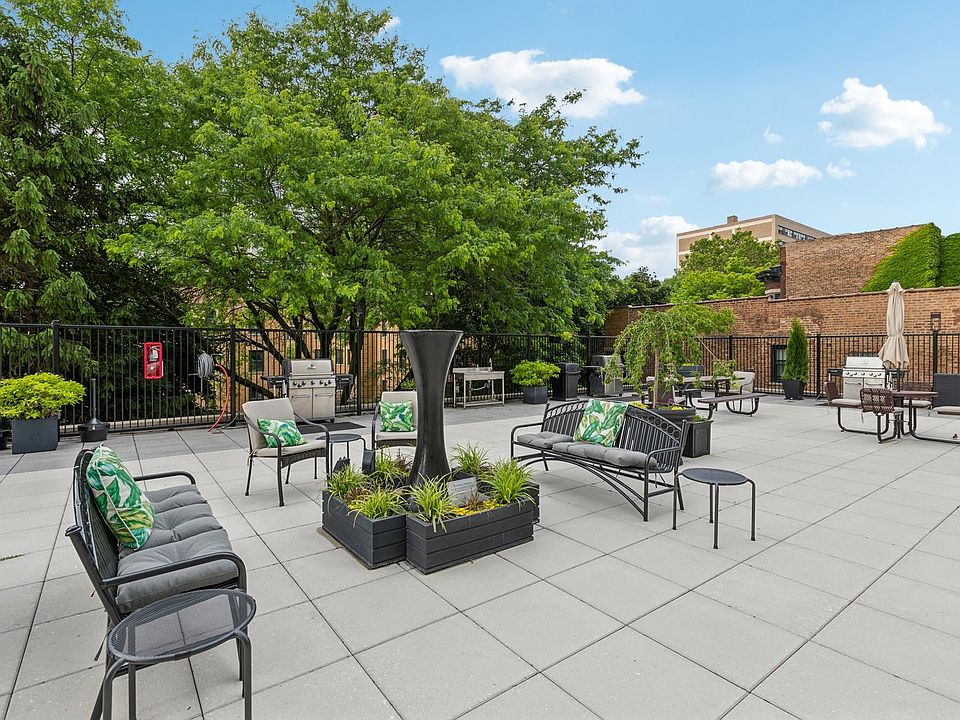 720 W Gordon Terrace - 720 W Gordon Ter Chicago IL | Zillow