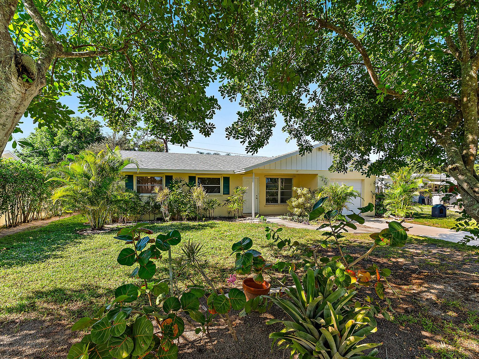 403 Pittsburgh Dr, Jupiter, FL 33458 | MLS #RX-10944723 | Zillow