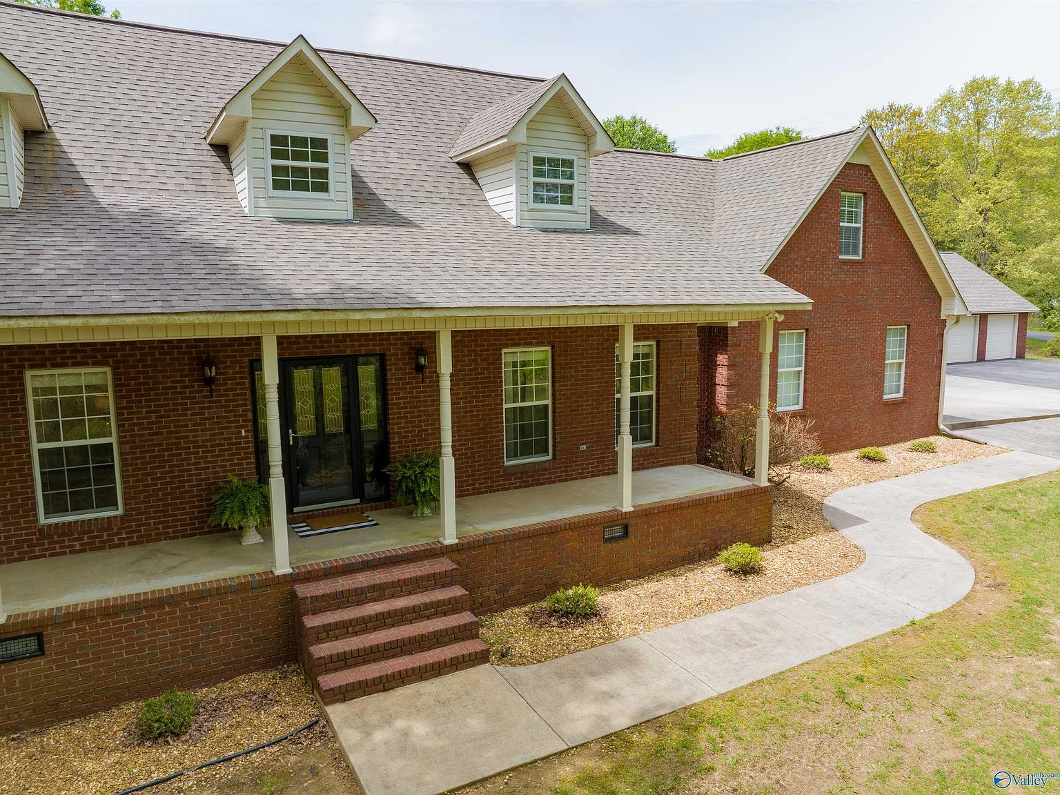 439 Chavies Rd, Rainsville, AL 35986 | Zillow