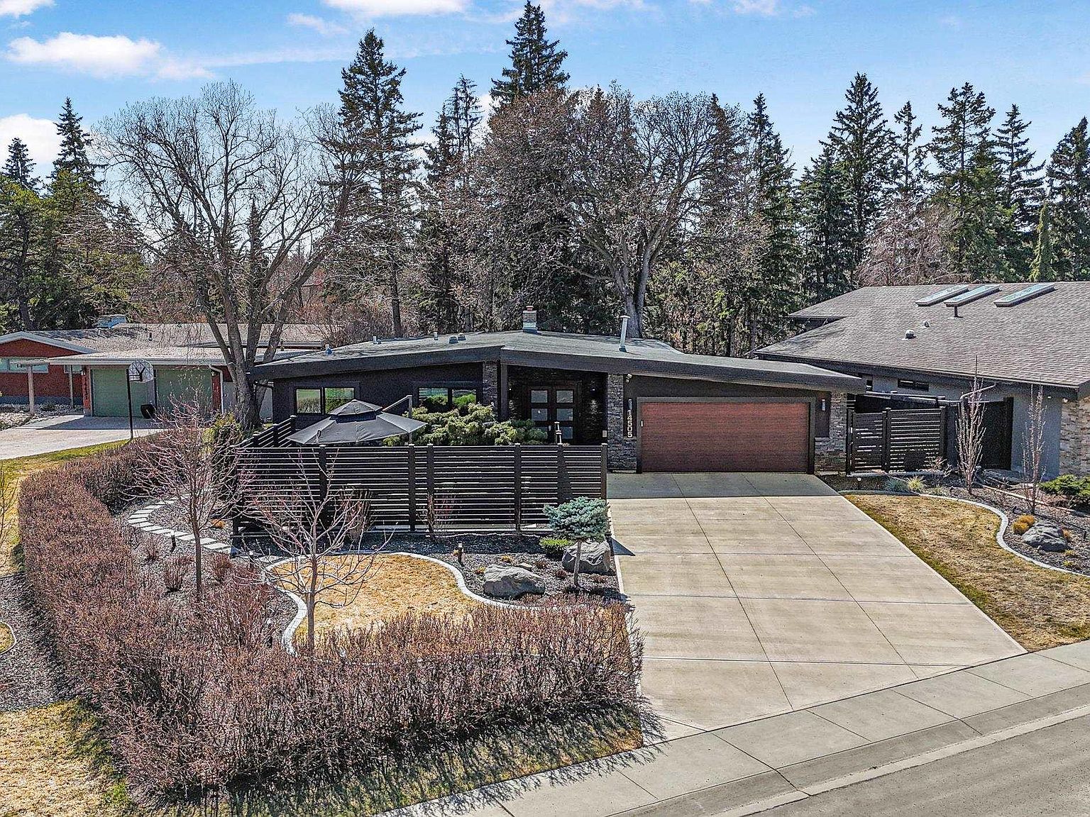 14505 Mackenzie Dr NW, Edmonton, AB T5R 5W1 | MLS #E4432945 | Zillow