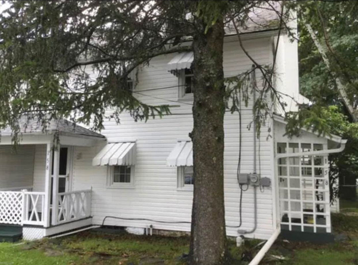 158 1st St, Oneida, PA 18242 | Zillow