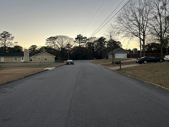 49 Lakeside Dr, Level Plains, AL 36330 | Zillow