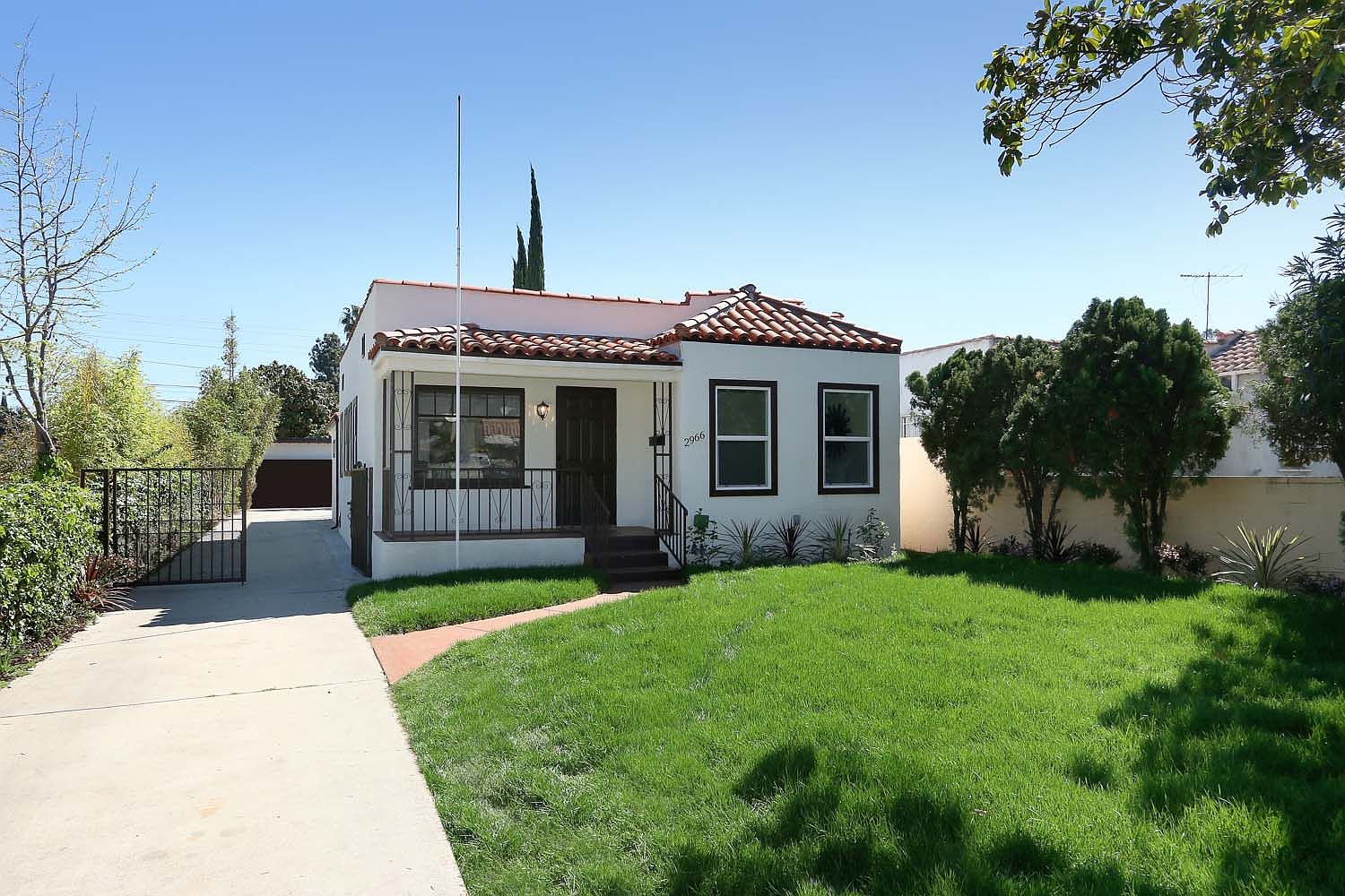 2966 Finch St, Los Angeles, CA 90039 | Zillow