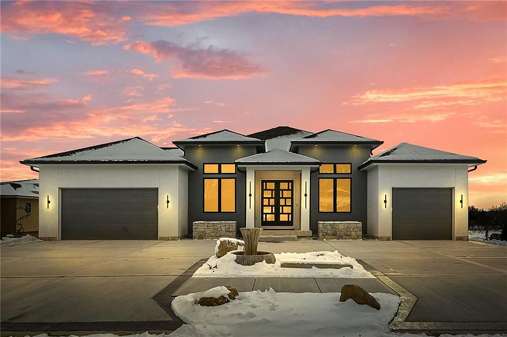 5123 NW 47th Ter, Riverside, MO 64150 | Zillow