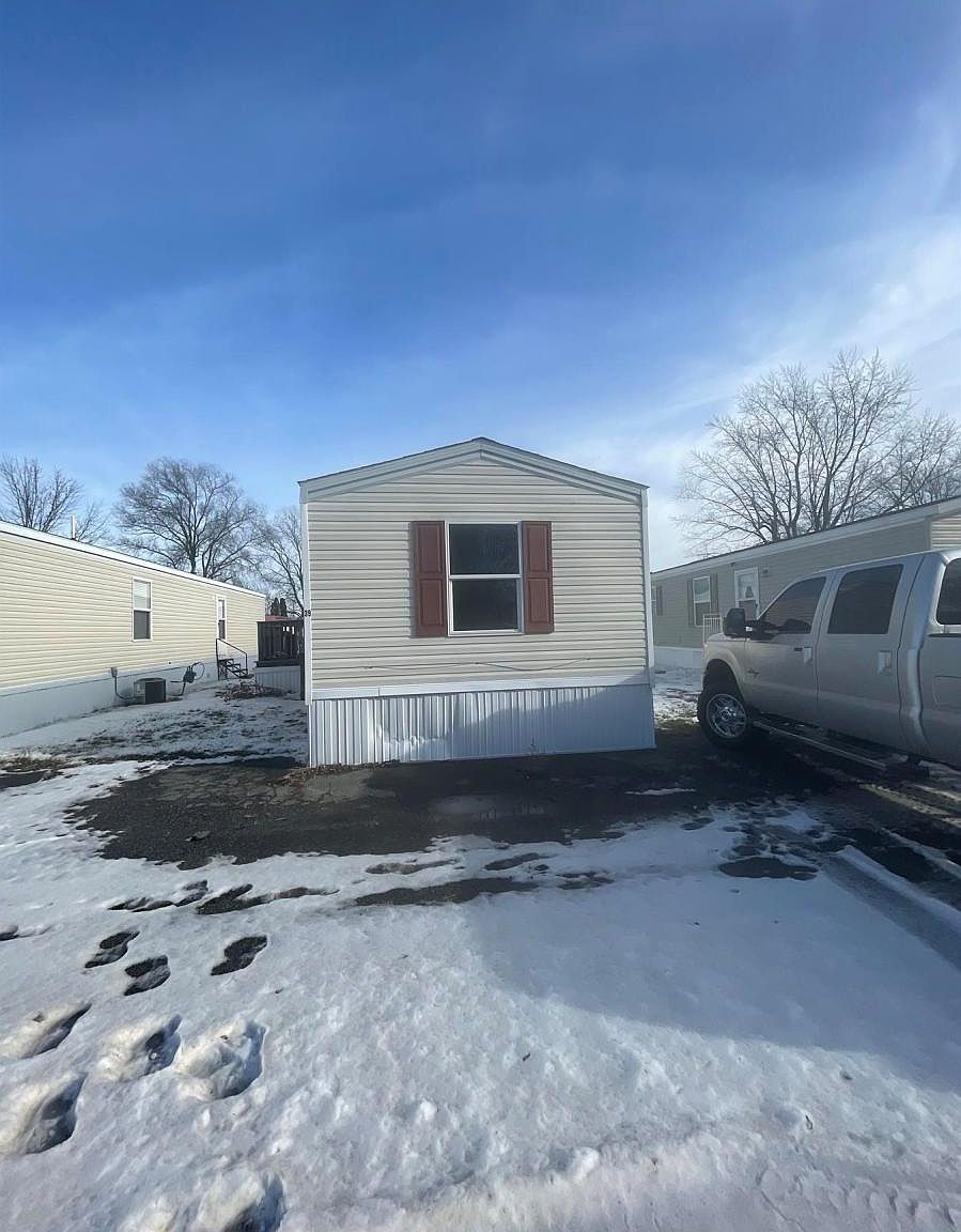 1411 N Park Ave TRAILER 39, Alexandria, IN 46001 | Zillow