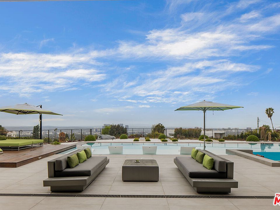 1320 Beverly Grove Pl, Beverly Hills, CA 90210 | MLS #23-252575 | Zillow