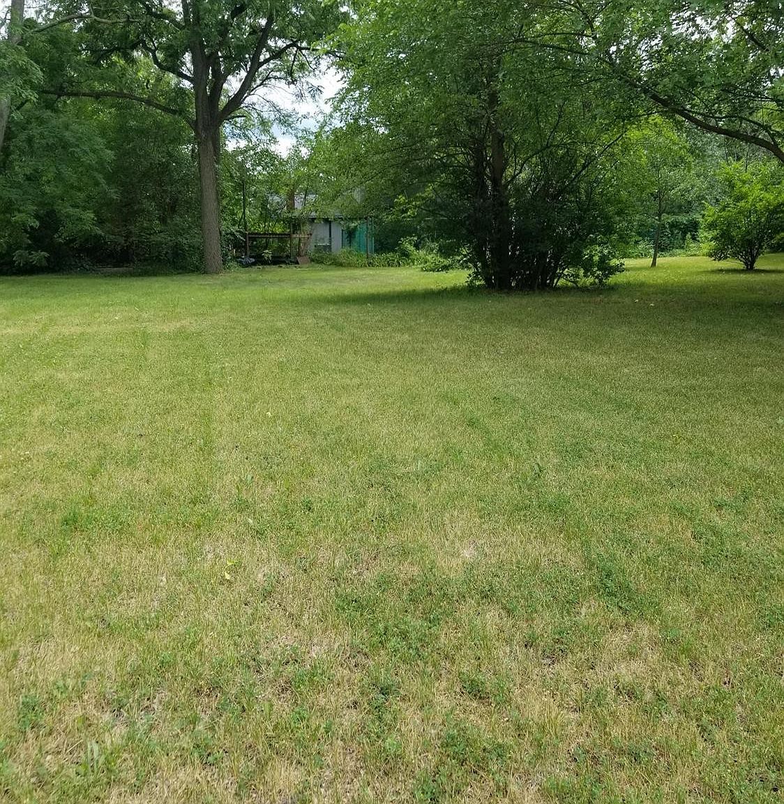 1516 W Ridge Rd, Munster, IN 46321 | Zillow