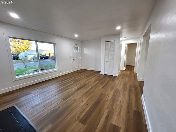 2681 D St, Springfield, OR 97477 | Zillow