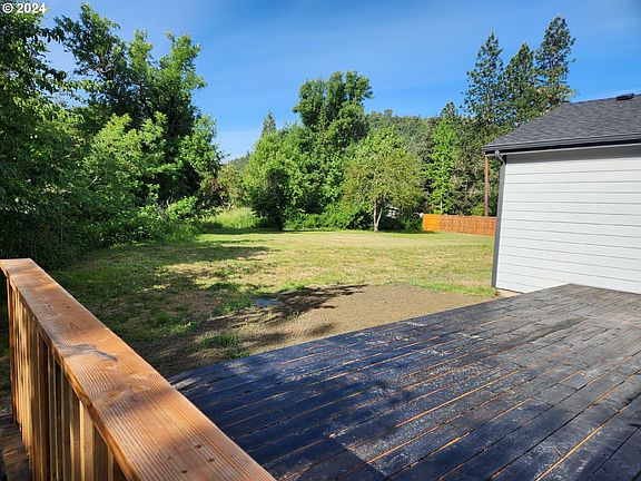 2840 Canyonville Riddle Rd, Riddle, OR 97469 | MLS #24157284 | Zillow