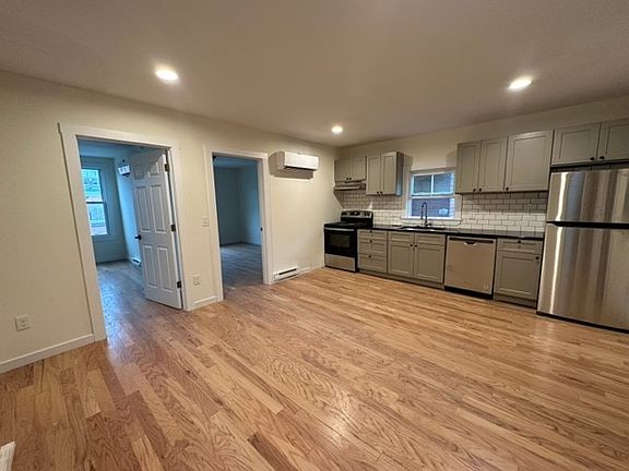102 4th St #3F, Troy, NY 12180 | Zillow