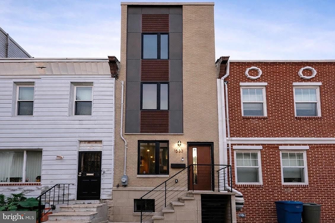 1533 S Lambert St, Philadelphia, PA 19146 | MLS #PAPH2546446 | Zillow