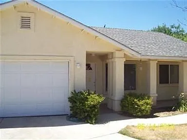 127 Lynn Ct Sanger CA | Zillow