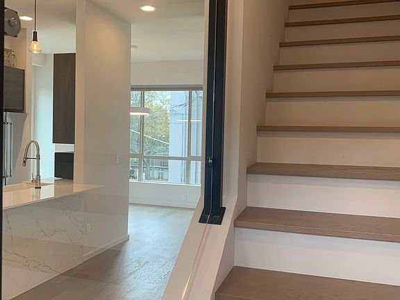 103 Martin Luther King Jr Way, Seattle, WA 98122 | Zillow