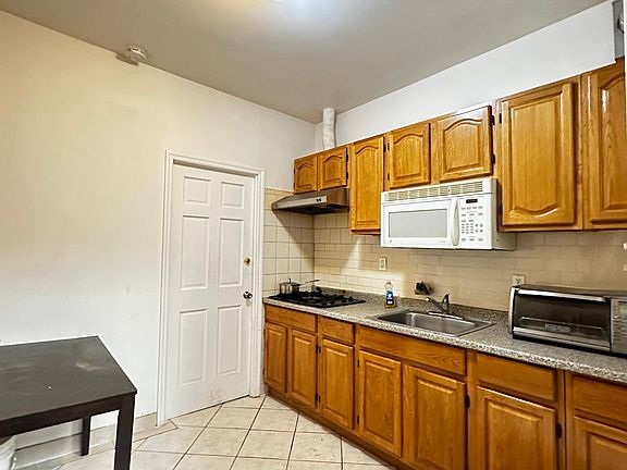 57 28th Ave FLOOR 3, Brooklyn, NY 11214 | Zillow