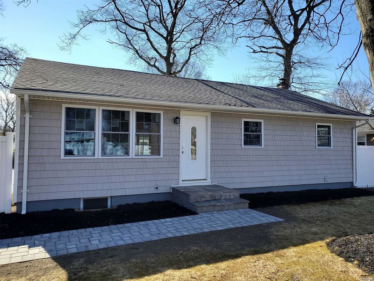 370 Grace St, Holbrook, NY 11741 | Zillow