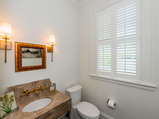 2733 Kingston Pike, Knoxville, TN 37919 | Zillow