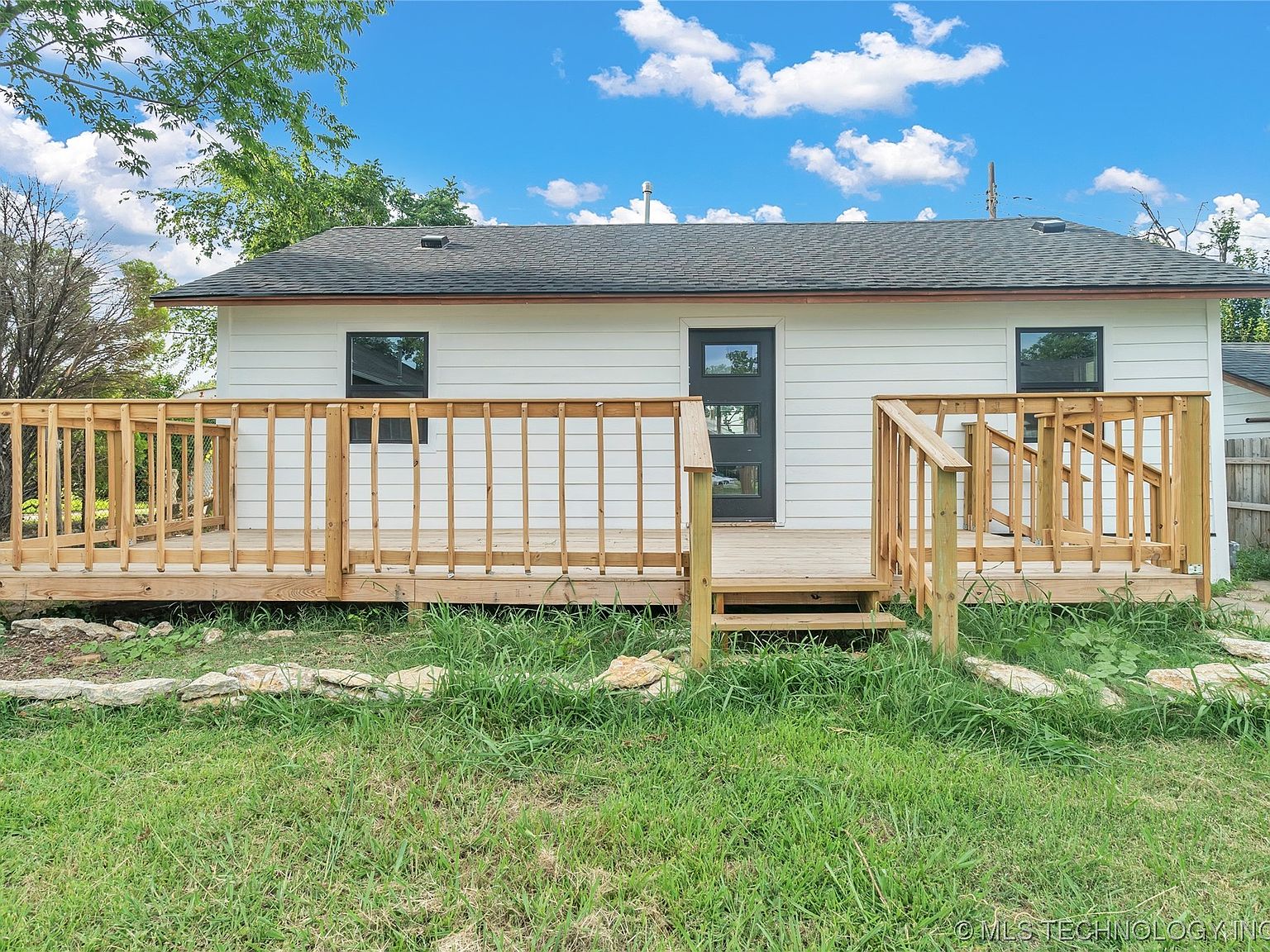 2319 E 13th St, Tulsa, OK 74104 | MLS #2323124 | Zillow