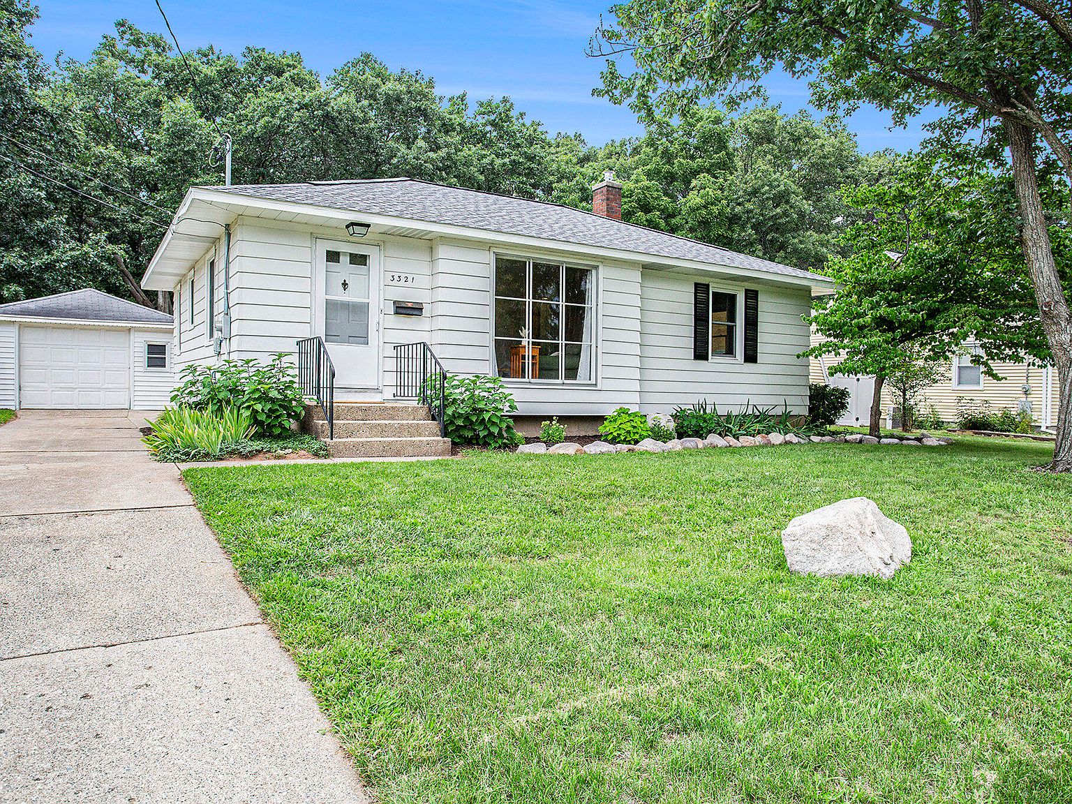 3321 Herman Ave SW, Wyoming, MI 49509 | Zillow