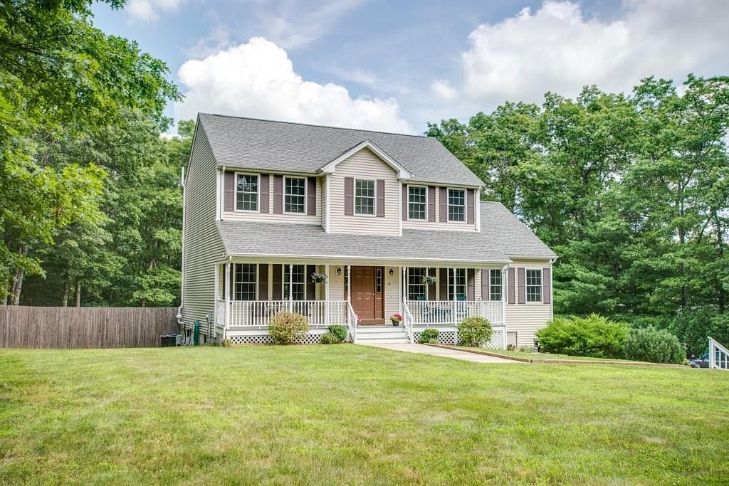 16 Raven Blvd, Coventry, RI 02827 | Zillow