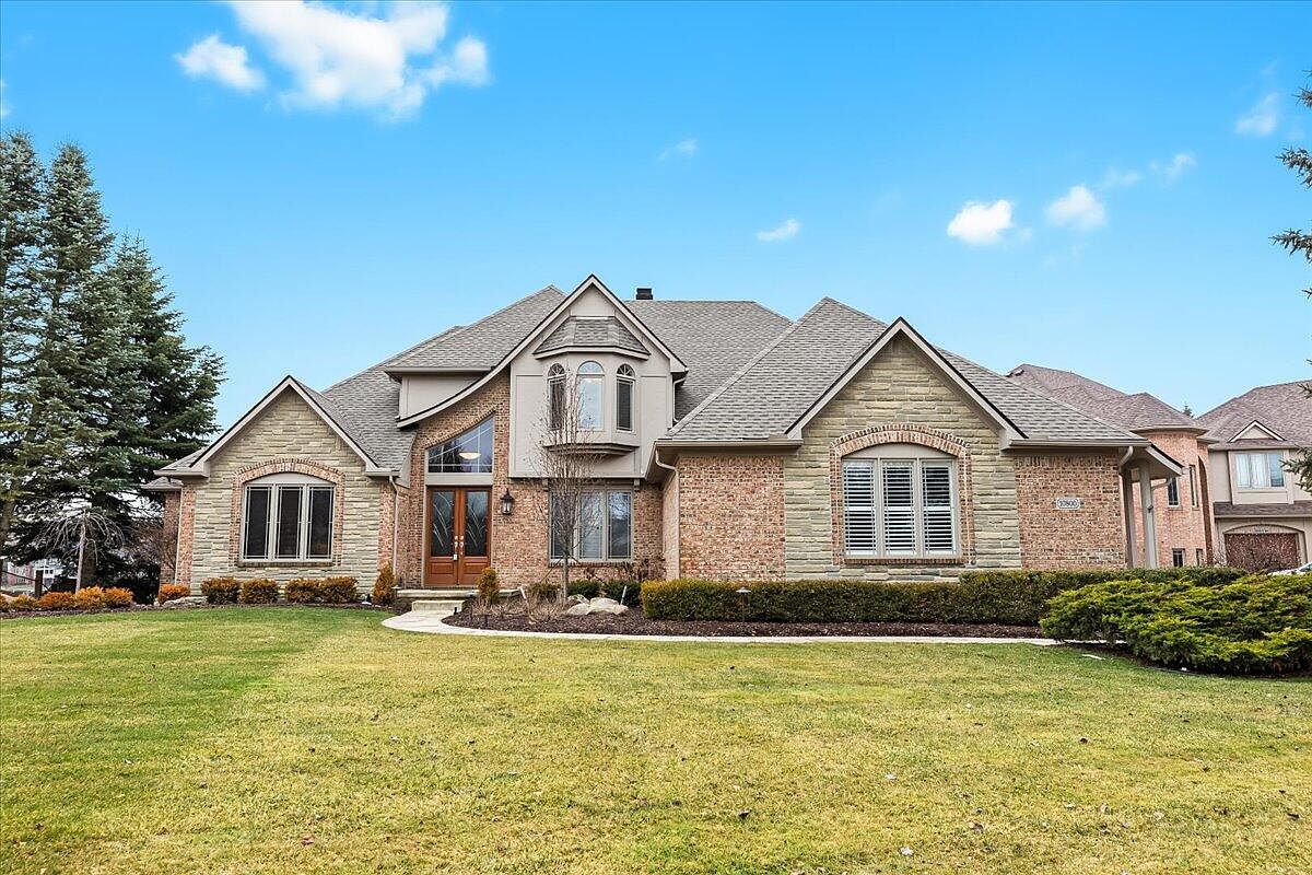 10800 Lighthouse Point, South Lyon, MI 48178 | Zillow