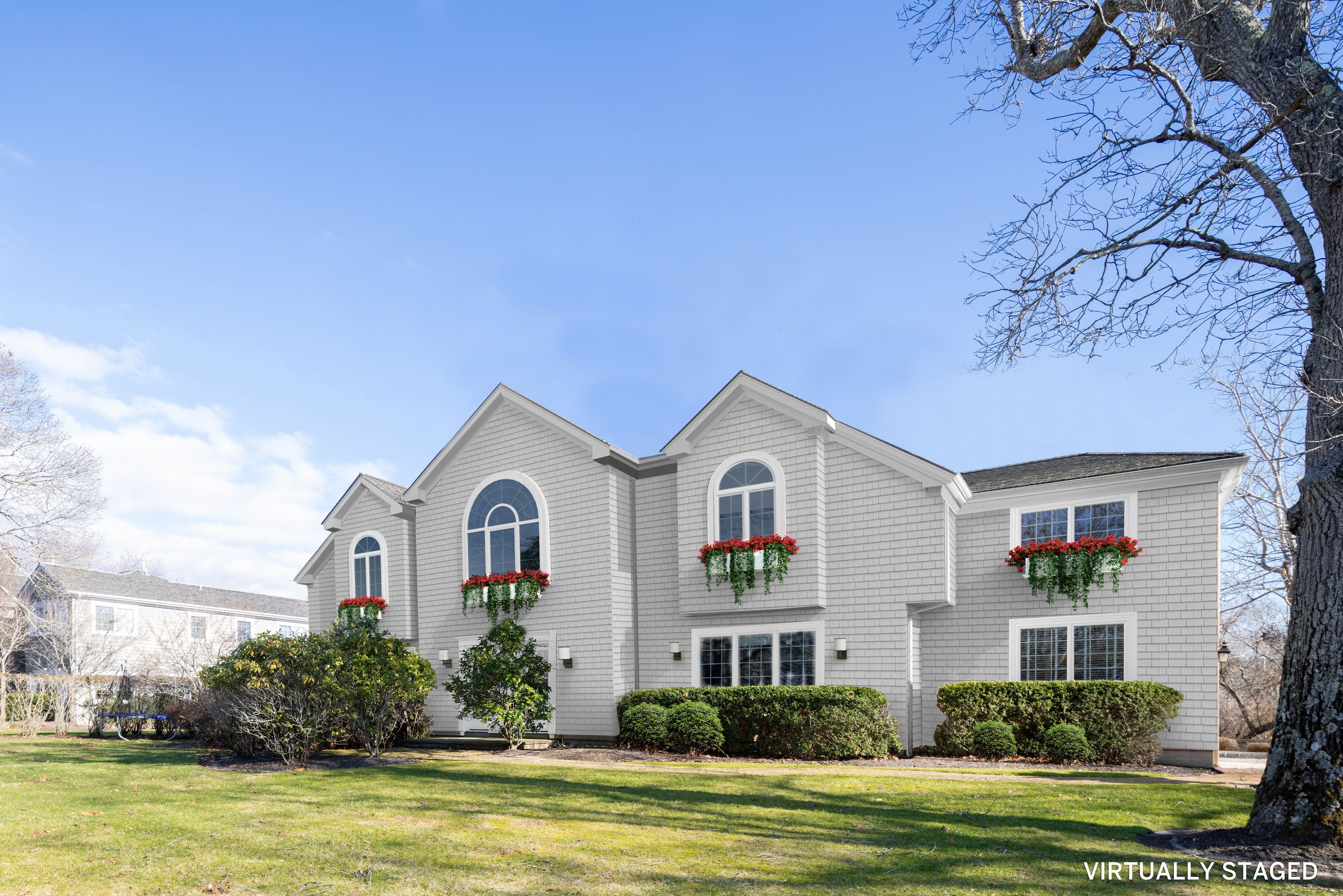 10 Michaels Way, Westhampton Beach, NY 11978 | Out East