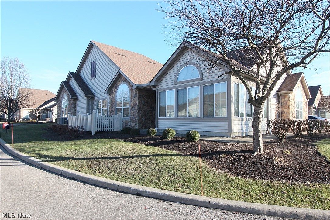 5236 Redford Dr, Brunswick, OH 44212 | Zillow