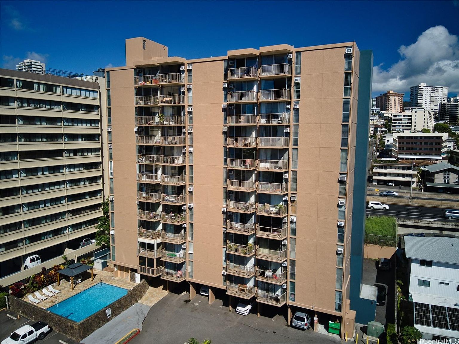 1050 Kinau St APT 301, Honolulu, HI 96814 | MLS #202400868 | Zillow