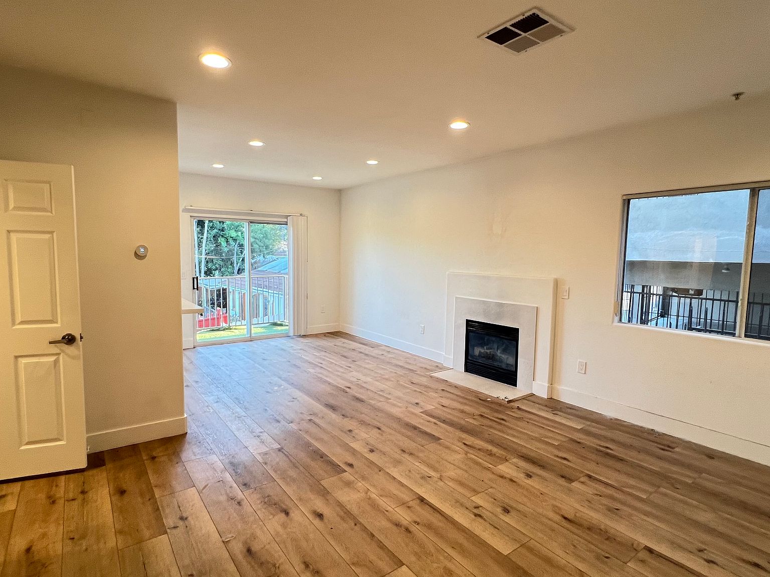 10944 Rose Ave APT 8, Los Angeles, CA 90034 | Zillow