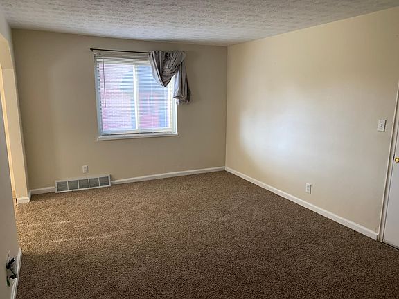 1225 Lytle Ln #1, Dayton, OH 45409 | Zillow